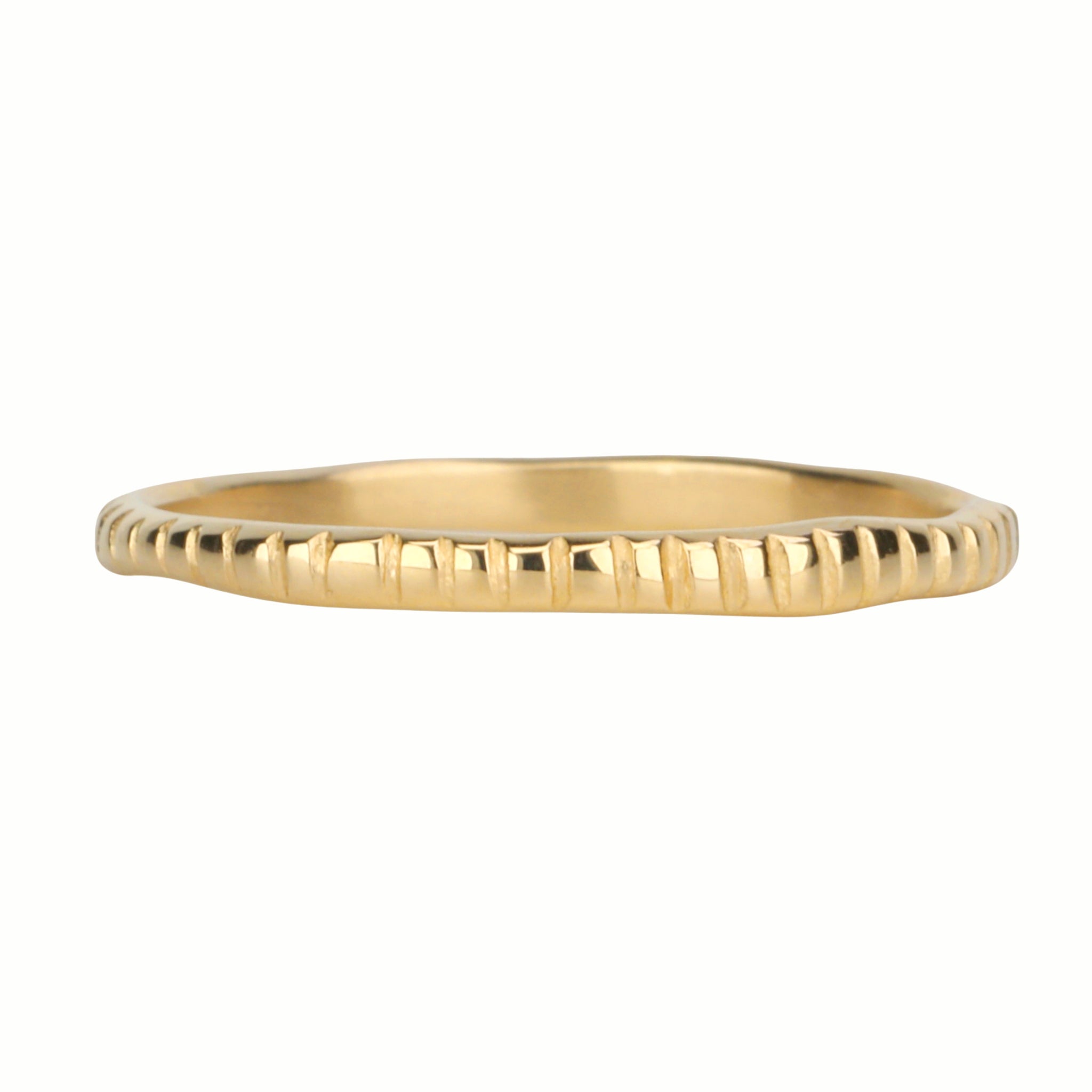 Johanna Brierley 14K Gold Etched "Liney" Band – Peridot Fine Jewelry