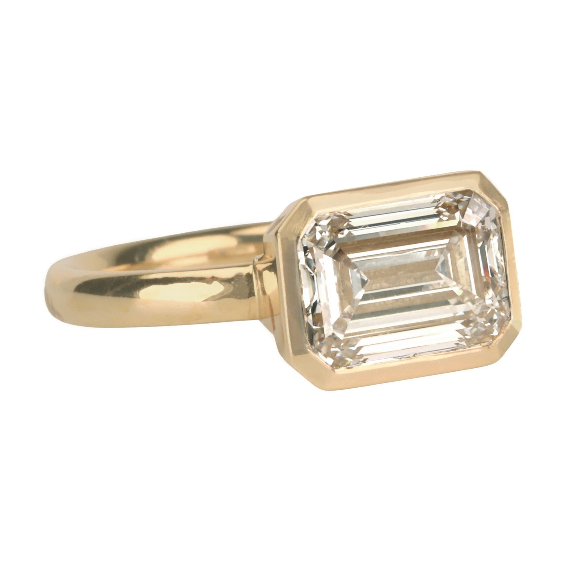 Anne Sportun 18K Gold "Piper" Ring with East-West Bezel-Set Lab Grown ...